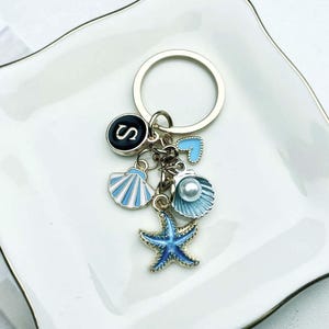 Personalized Seashell Keychain, Custom Initial Seashell Keychain With ...