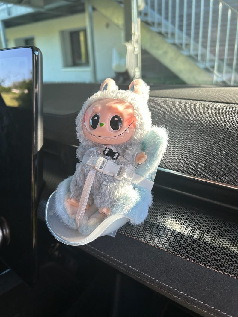 Labubu Car Seat – 3d-printed Chair for Mini Figures | Blue | Car Vent ...