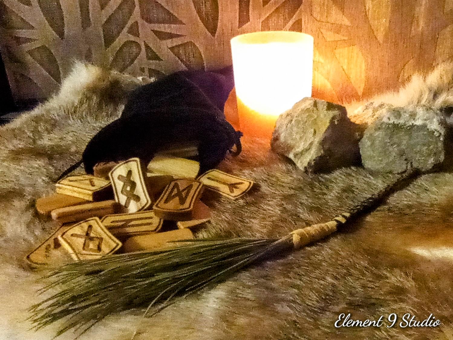 Handmade Elder Futhark Rune Set – Ash Wood With Beeswax Finish - Etsy