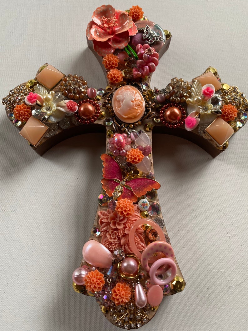 Vintage Cross Peach Cameo Lady - Etsy