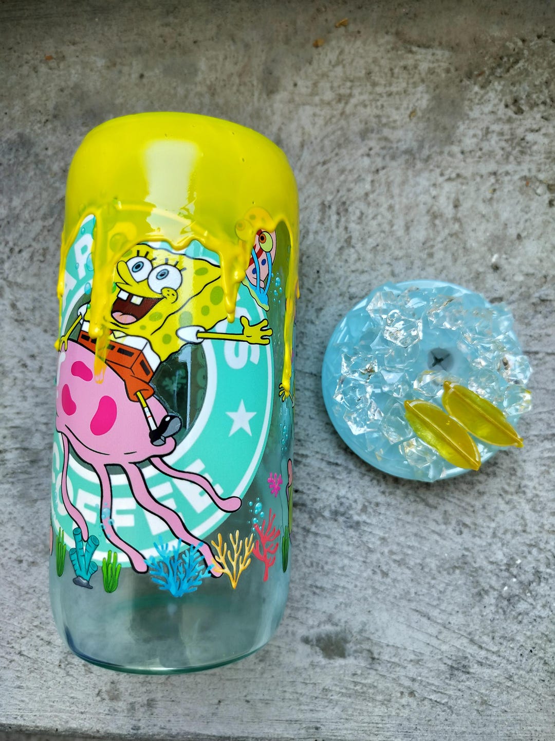 Spongebob Squarepants Themed Glass Tumbler | 16 Oz for Relaxing With a ...