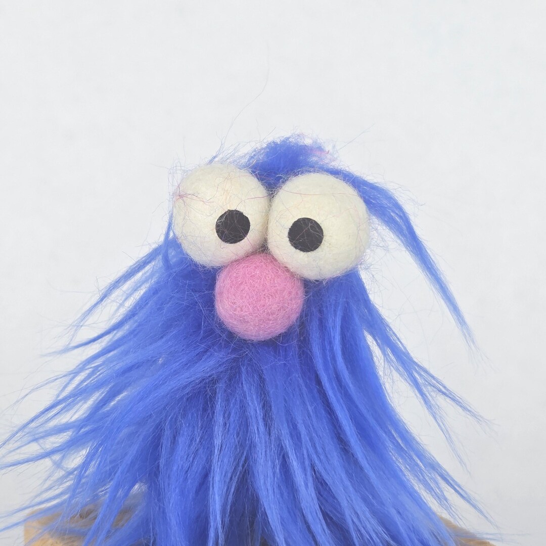 FUZZINGER: A Fuzzy Finger Puppet by All Hands Productions! (ROYAL BLUE ...