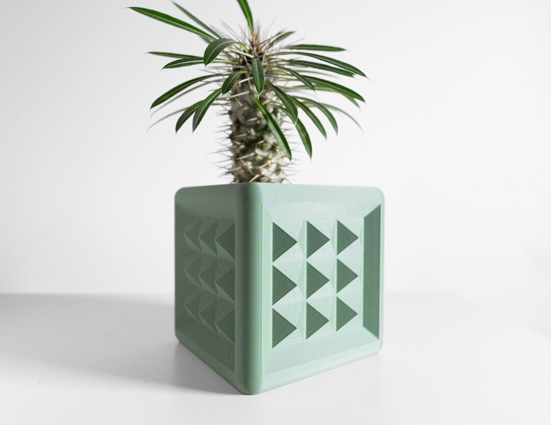 Stylish Cubic Planter Pot, Artistic Succulent Holder, Modern Workspace ...