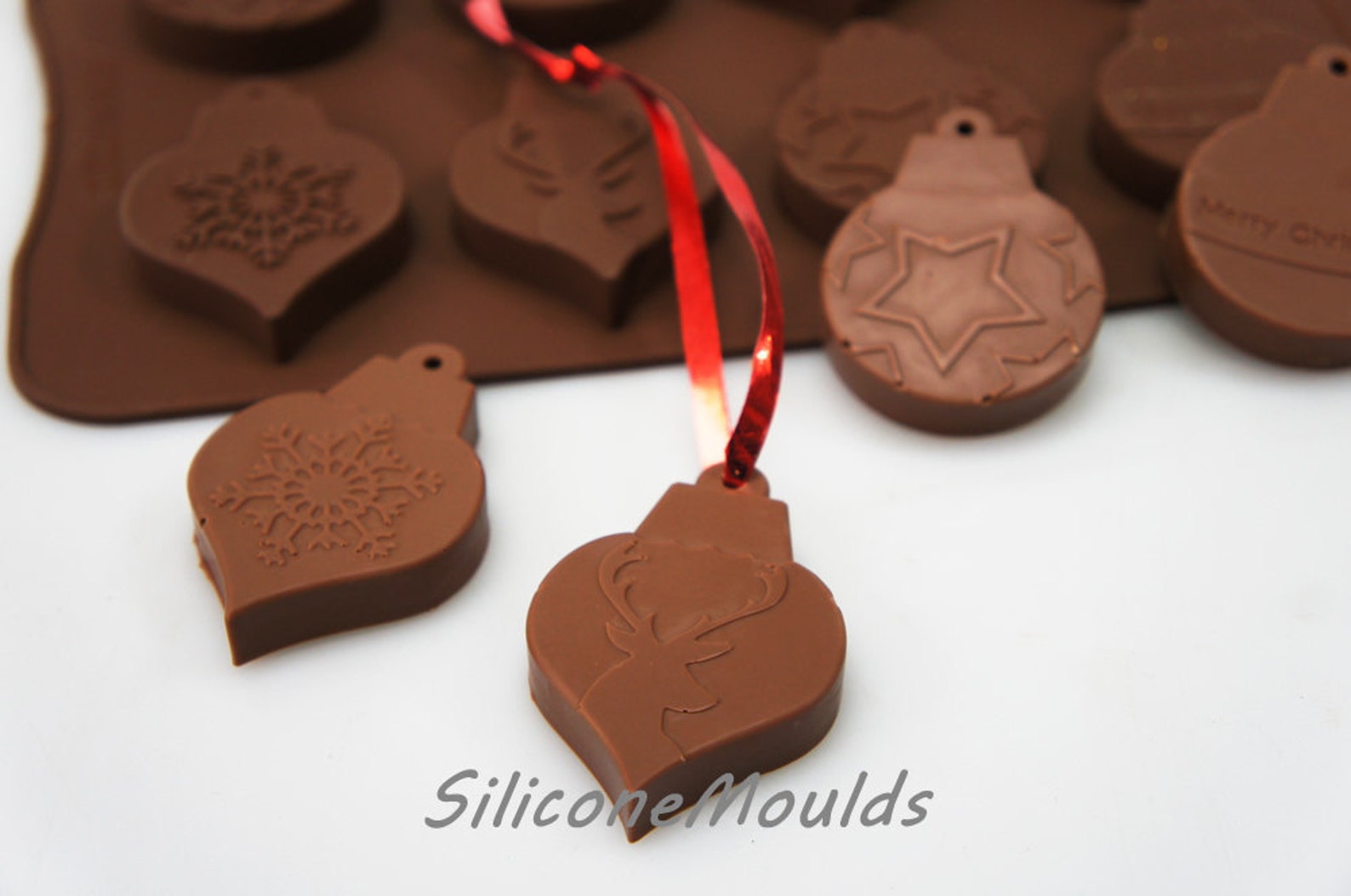 8 Cell Hanging Christmas Tree Bauble Silicone Bakeware Mould Candy Cake ...