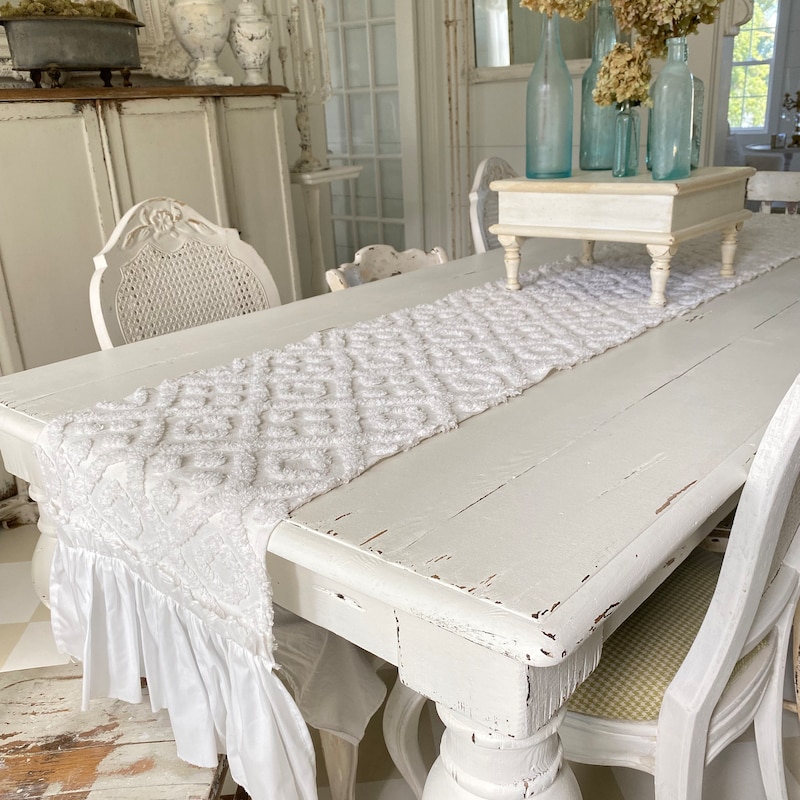 Chic Table Runner - Etsy