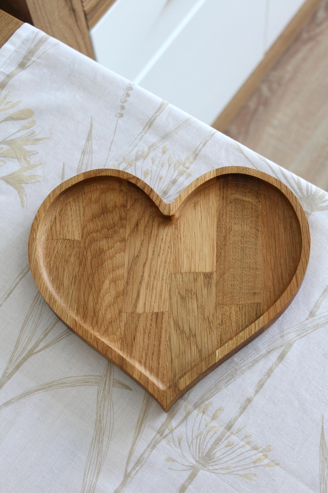 Heart-shaped Oak Wood Tray: Minimalist Decorative Catchall - Etsy
