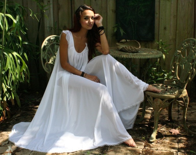 White Full Swing Nightgown Romantic Lingerie Bridal Wedding Lace Cap ...