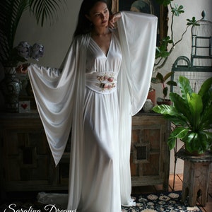 Satin Bridal Robe Angel Wing Sleeve Bridal Lingerie Wedding Sleepwear ...