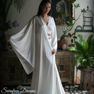 Satin Bridal Robe Angel Wing Sleeve Bridal Lingerie Wedding Sleepwear ...