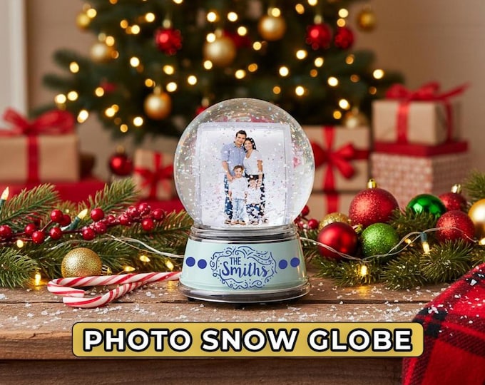 Custom Photo Snow Globe Personalized Christmas Family Picture Portrait ...