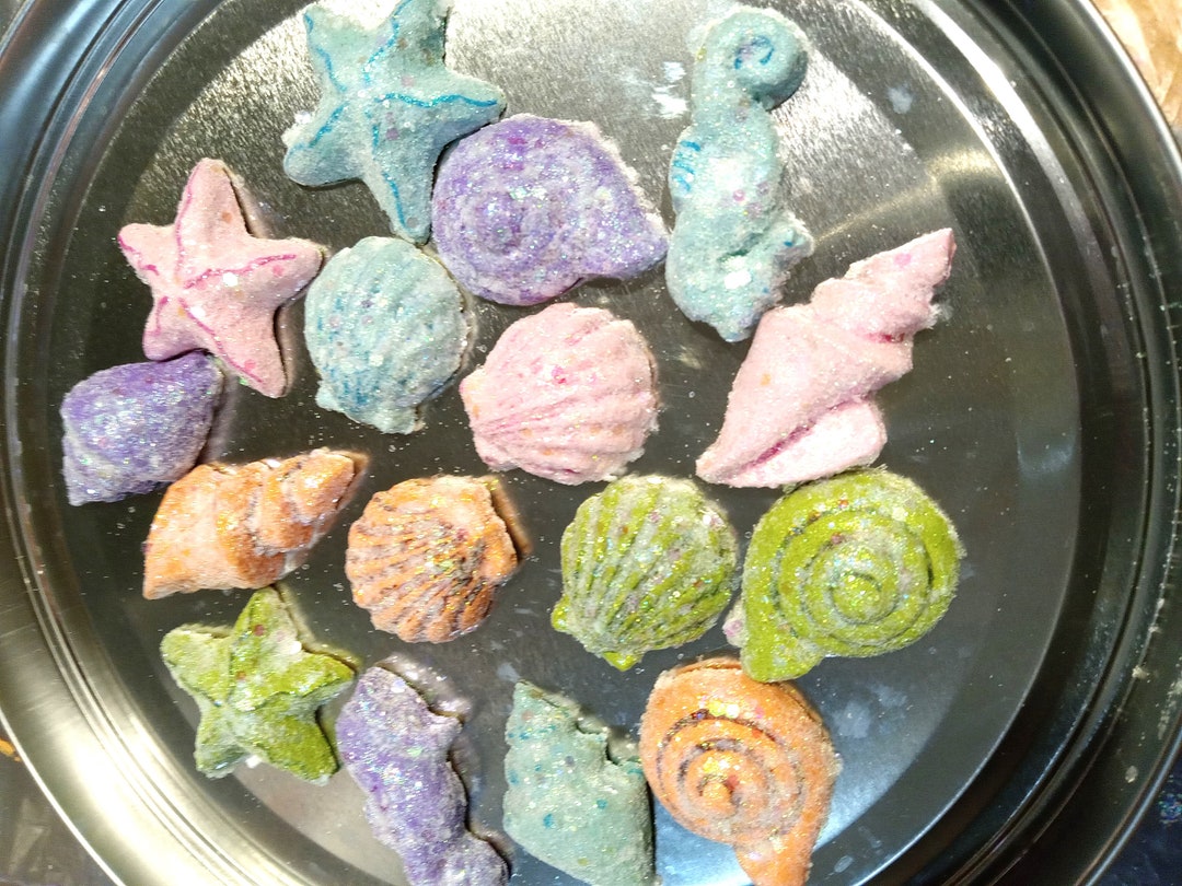 Coastal Scatters and Fillers Glistening Seashells 16 Paper Mache Shells ...