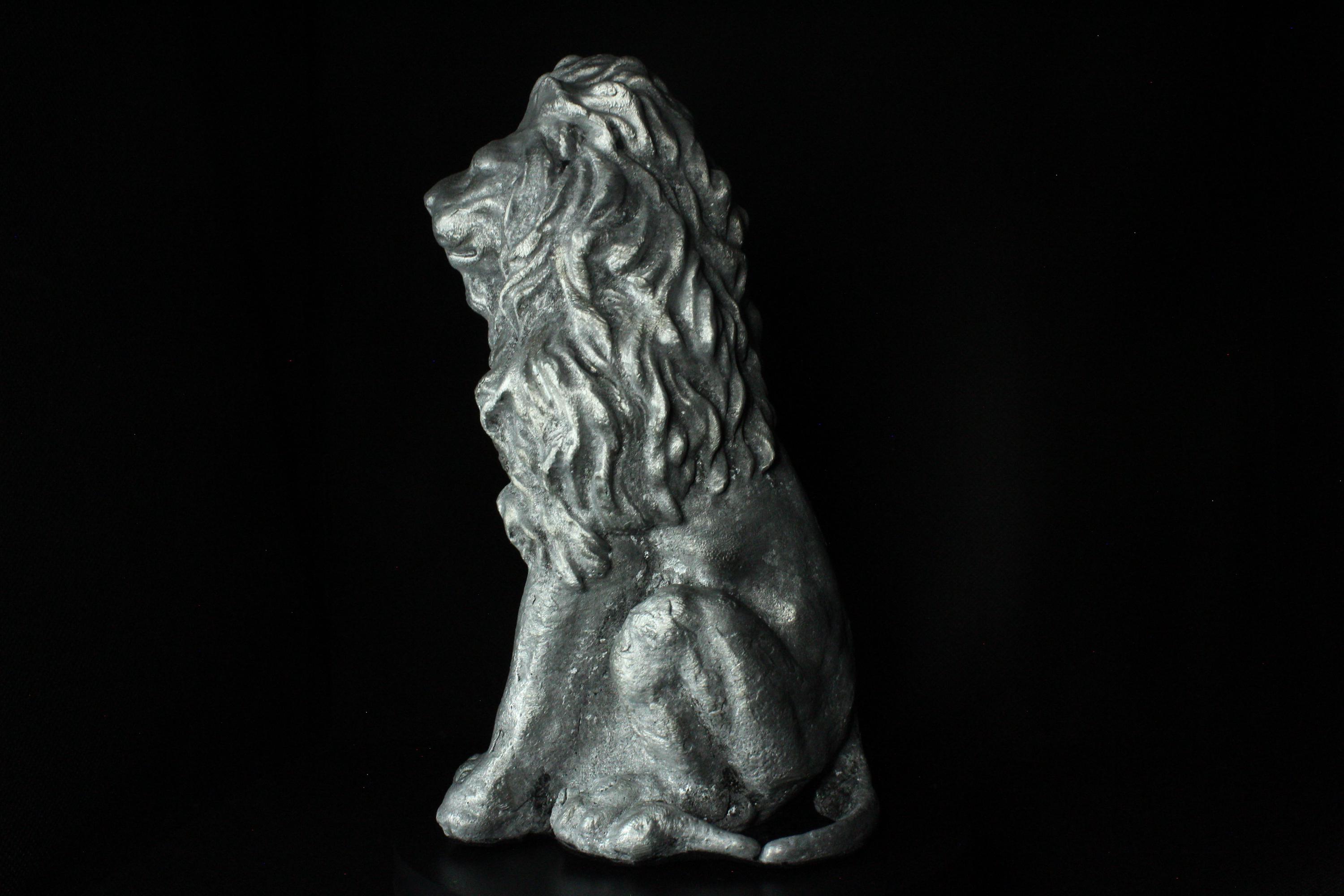 Handcrafted Aluminum Lion Statue – Majestic Lion Sculpture, Wildlife ...
