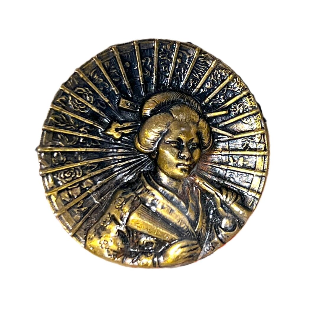 Antique Geisha Button, Yum Yum From the Mikado - Etsy
