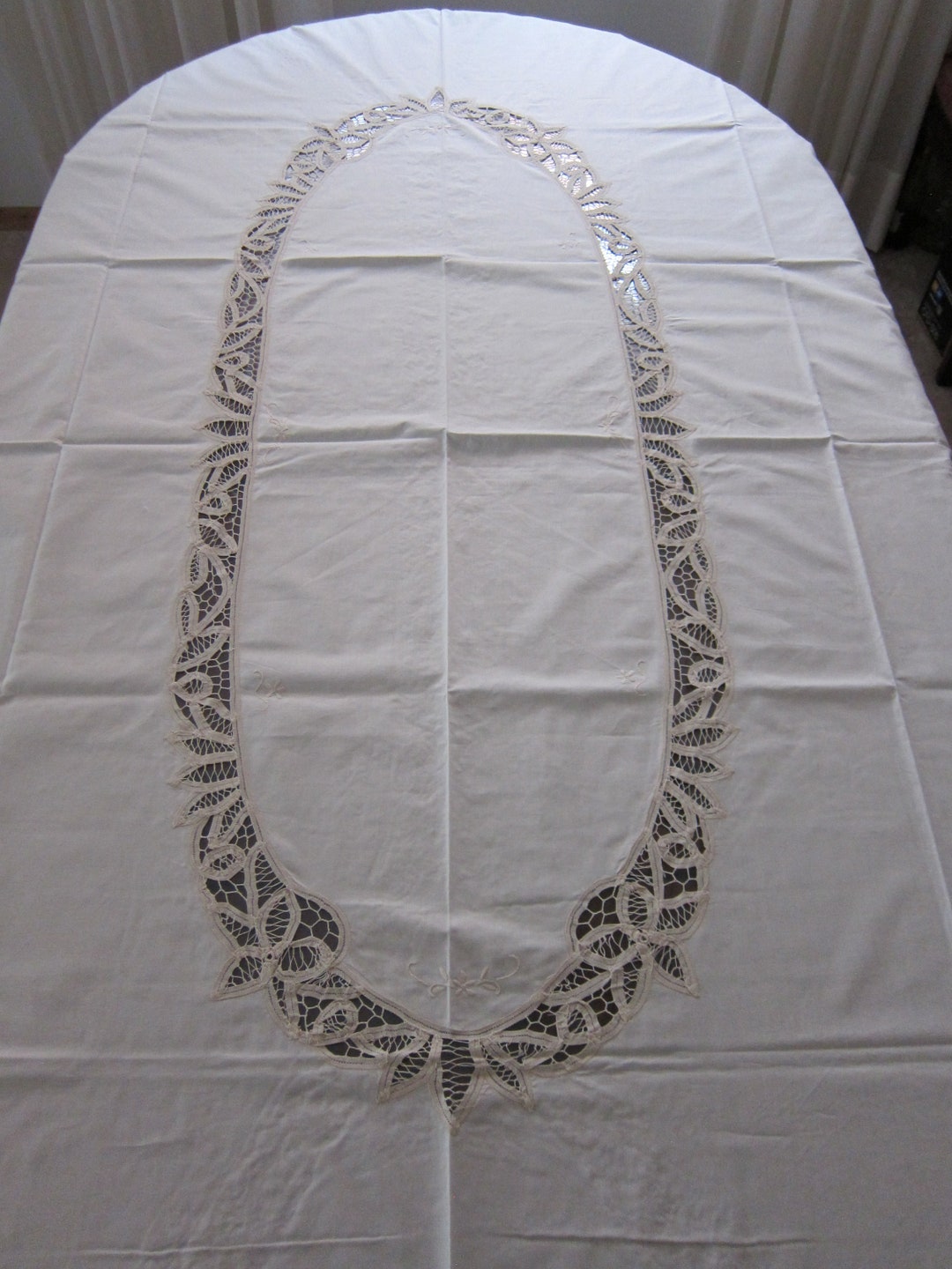 Oval Battenburg Lace Tablecloth - 72 X 108 Inches - Beige - 100% Cotton ...
