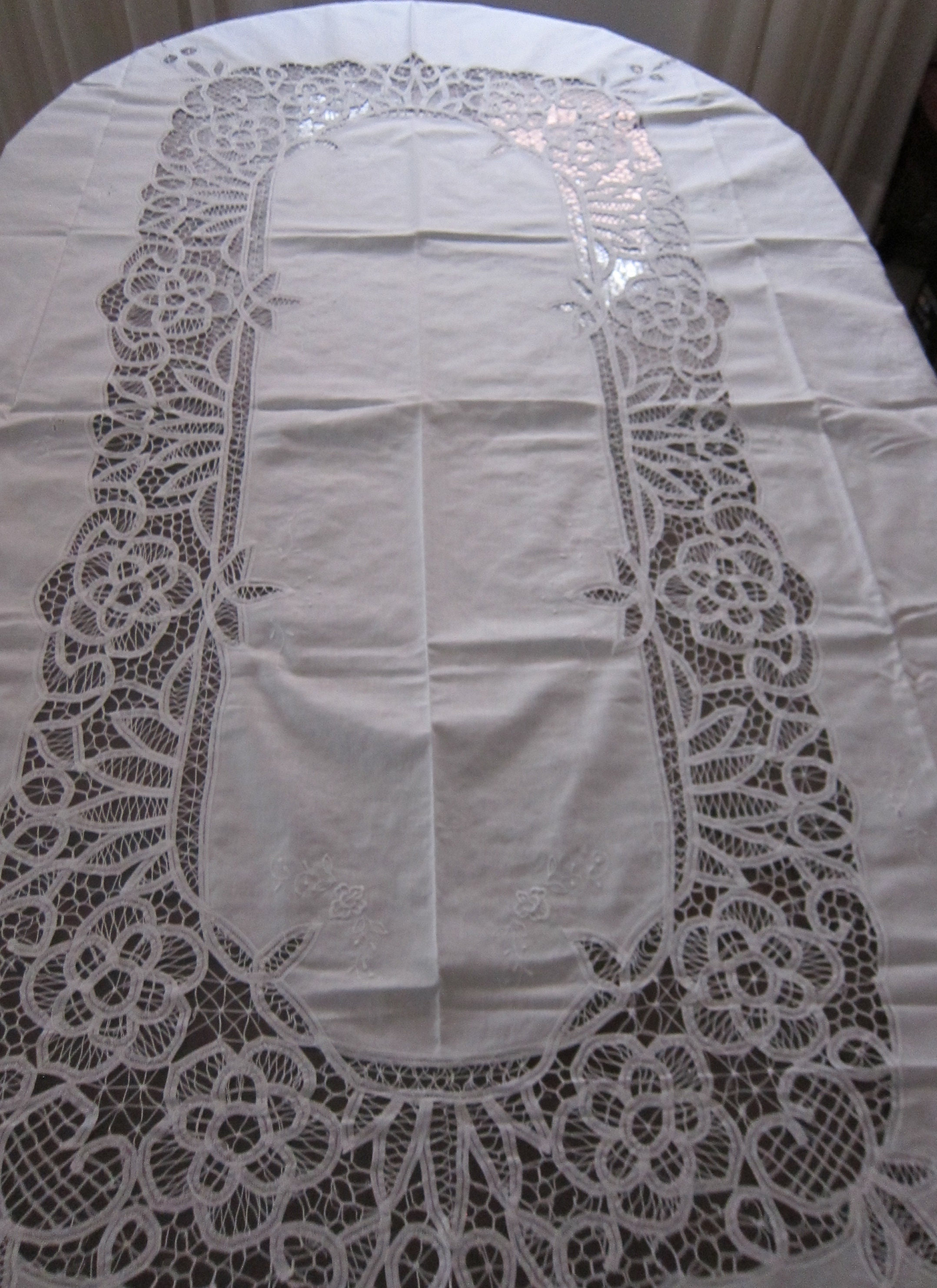 Oval Battenburg Lace Tablecloth - 72 X 108 Inches - White - 100% Cotton ...