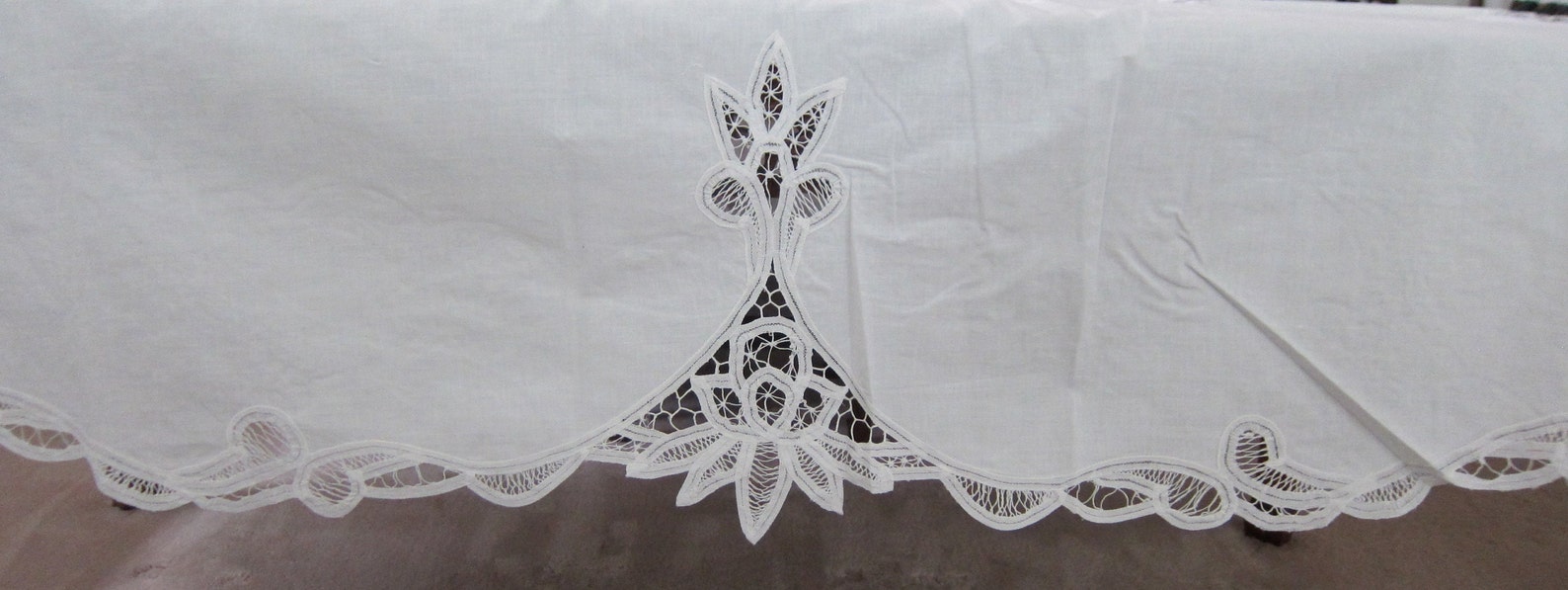 Oval Battenburg Lace Tablecloth - 72 X 90 Inches - White - 100% Cotton ...