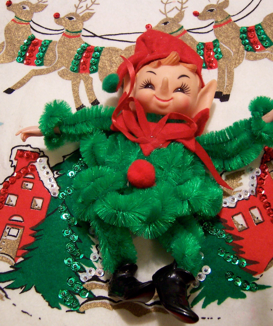 Magnet / Pipe Cleaner Elf Magnet | Etsy