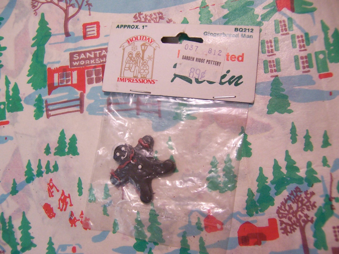 Gingerbread / Tiny Plastic Gingerbread Man - Etsy