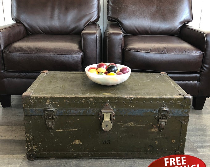 Antique WWI U.S. Army 4th Infantry Trunk, Officer's Trunk, War Trunk ...