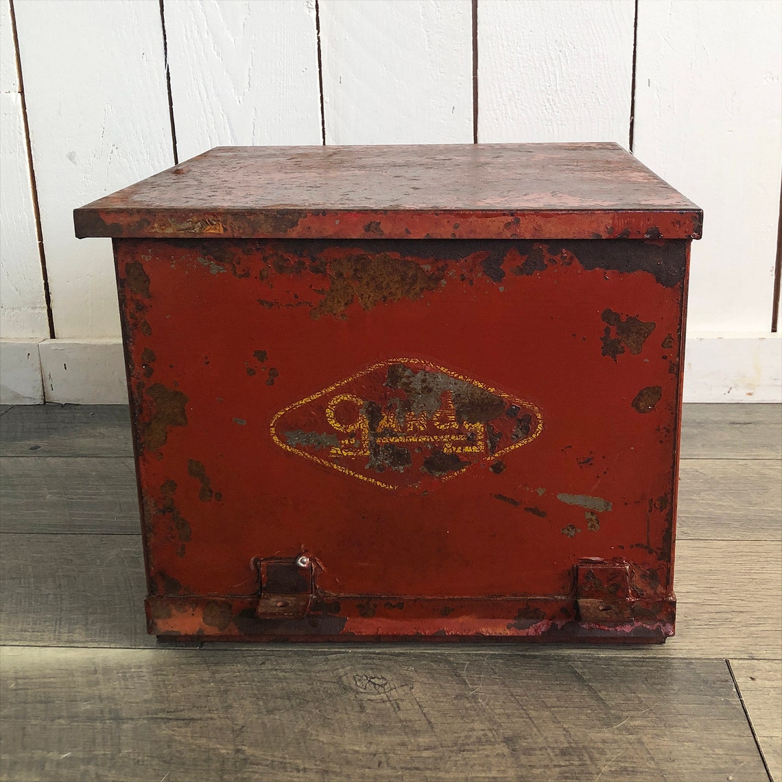 Old Gandy Seed-fertilizer Hopper Box Old Farm Equipment - Etsy