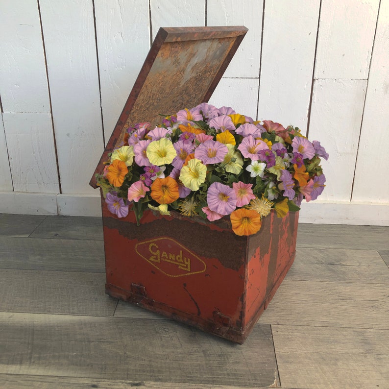 Old Gandy Seed-fertilizer Hopper Box Old Farm Equipment - Etsy