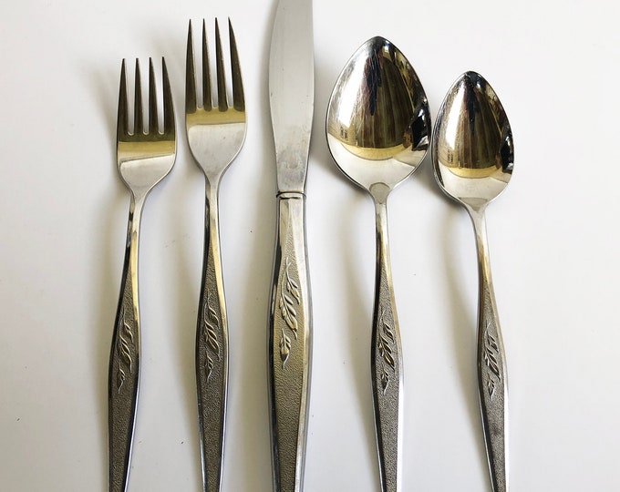 Oneida Community Plate Stainless Steel Silverware, Woodmere Pattern With Leaves - Replacement ...