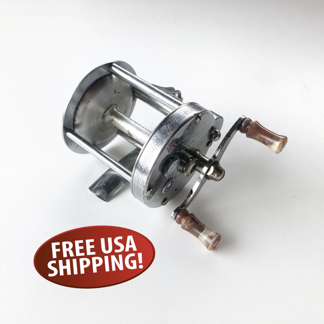 1940s-50s Pflueger Model 1894L Bait Casting Reel With Marbled Catalin ...