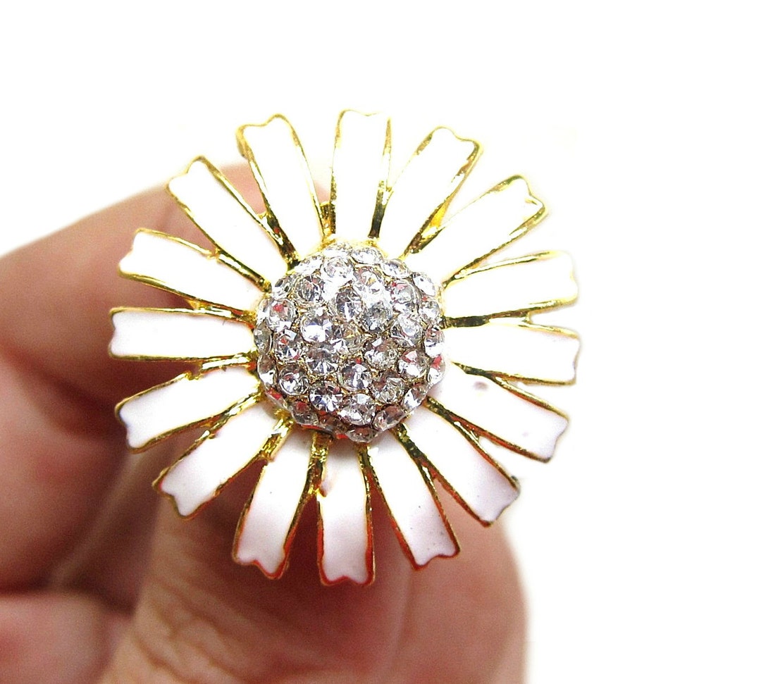 5 Daisy Enamel Rhinestone Buttons - White Colour for Wedding Bridemaid ...