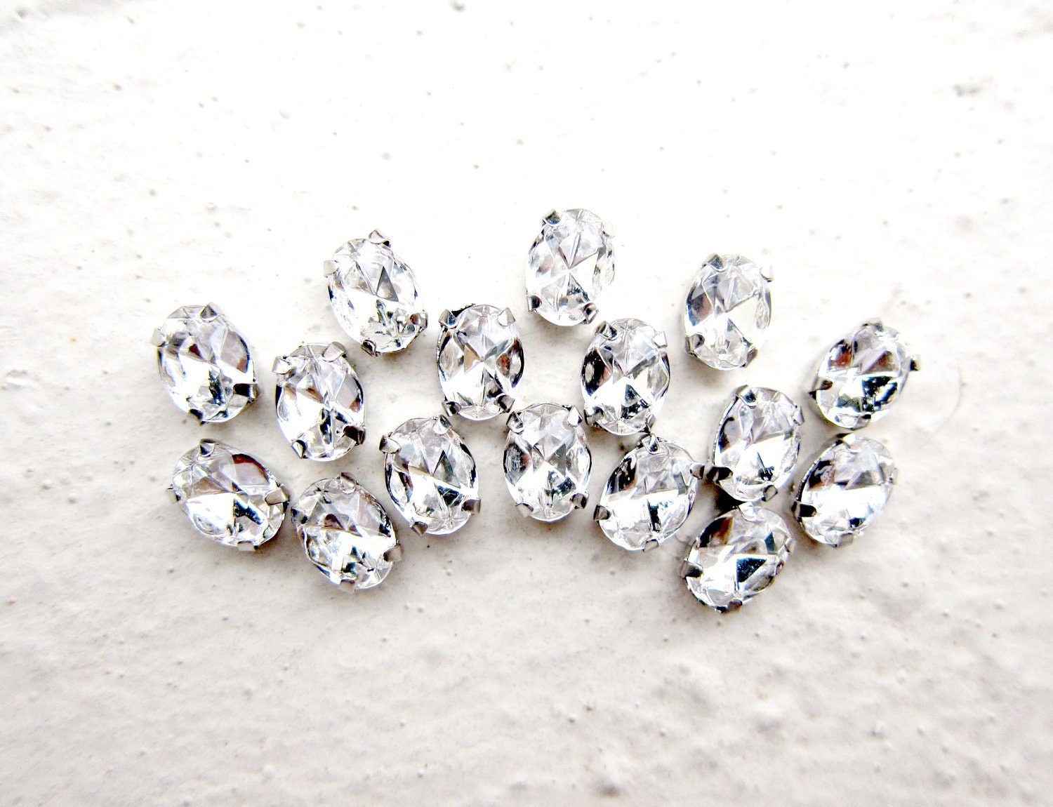 40 Rose Montees Oval 8mm X 6mm Rhinestone Beads for Wedding Gown ...