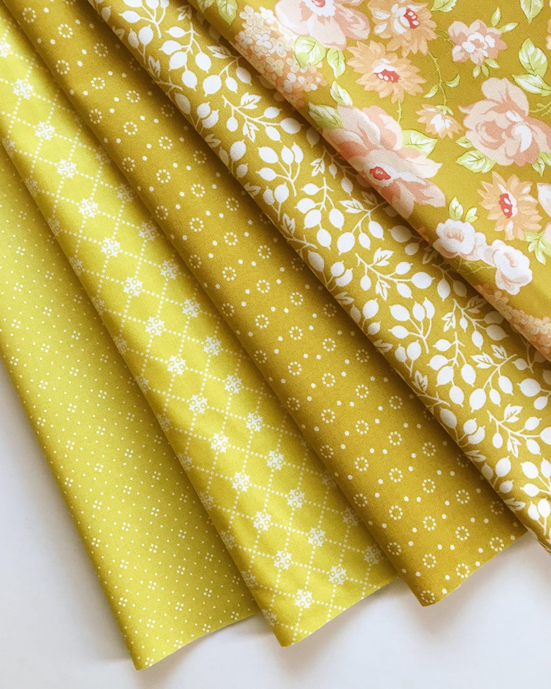 Fig Tree Portofino Fabric Fat Quarter Bundle - 5pc Green Color Bundle ...