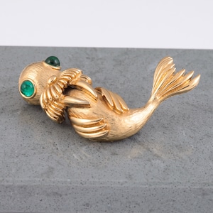 Vintage MONET Walrus Brooch Pin Signed Gold Tone Metal Large Green ...