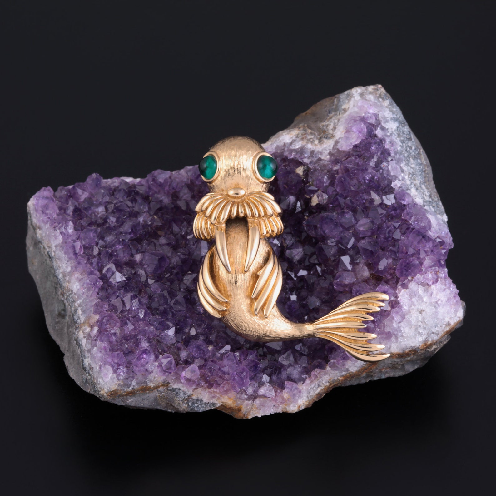 Vintage MONET Walrus Brooch Pin Signed Gold Tone Metal Large Green ...