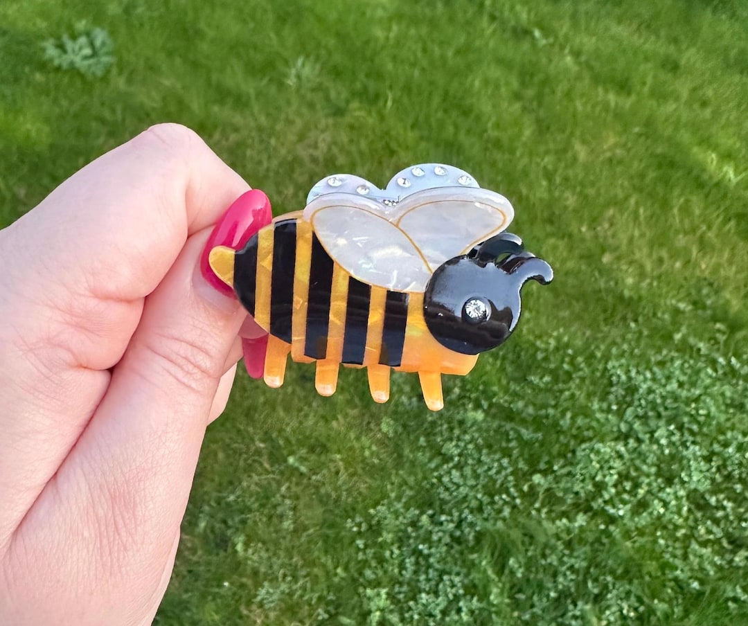 Bumblebee Hair Claw | Acrylic Bee Clip, Summer Accessory - Etsy