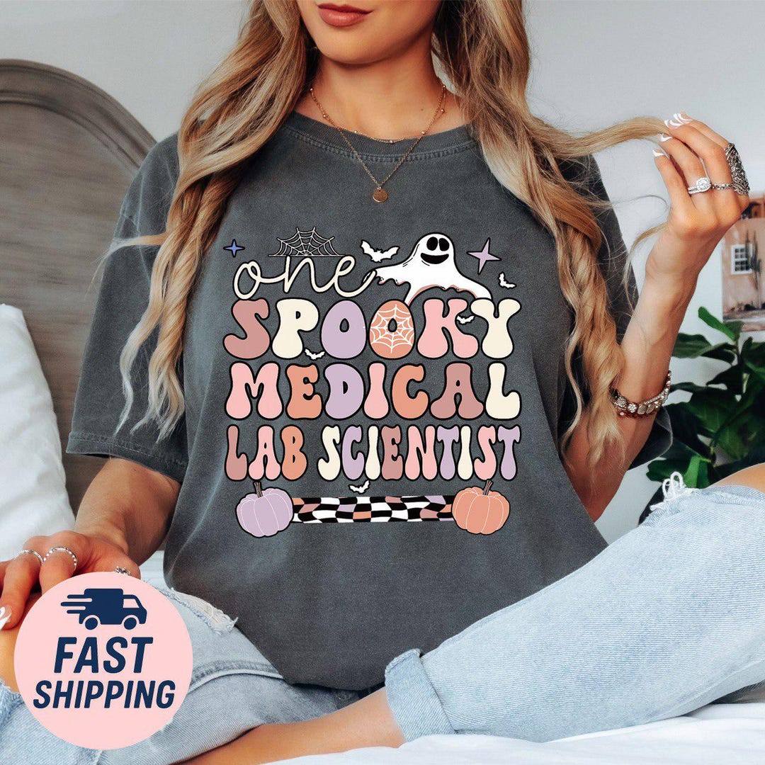Spooky Medical Lab Scientist Halloween T-shirt: Funny Ghost Pumpkin ...