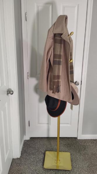 Tree-shaped Metal Coat Rack Stand With 8 Hooks | Modern Freestanding ...