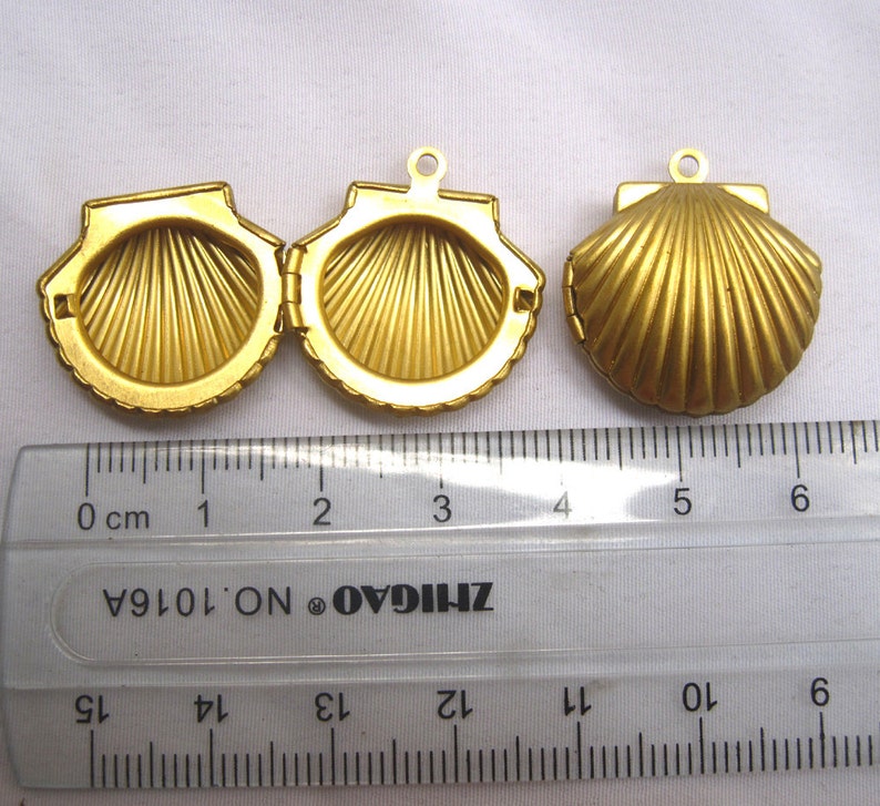3pcs Golden Shell Locket Pendant Raw Brass Charm for Necklace - Etsy