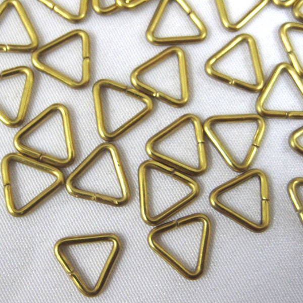 Triangle Clasp - Etsy