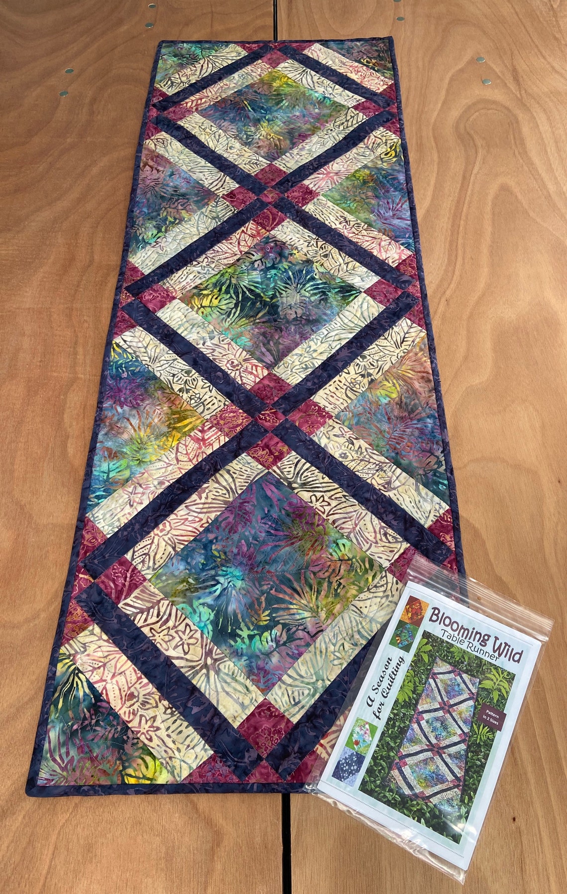 Merry & Bright All Season Table Runner, Vintage Farmhouse, Blooming ...