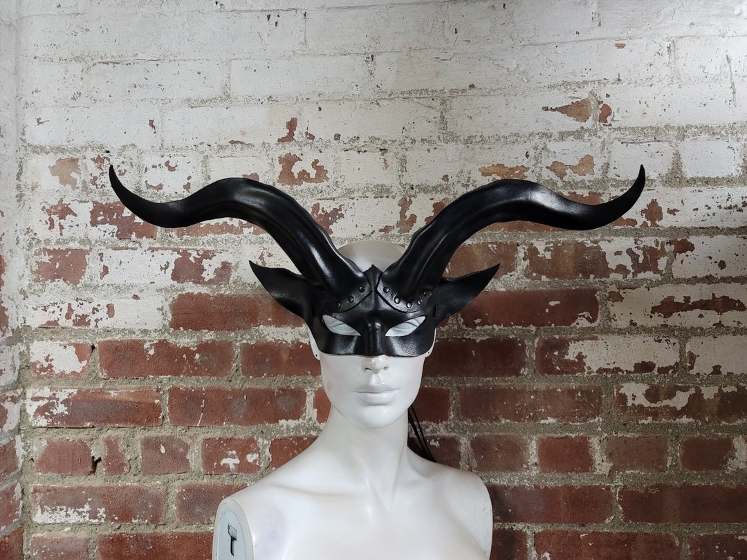 Goatsnake Black Serpentine Witch/warlock Occult Mask - Etsy