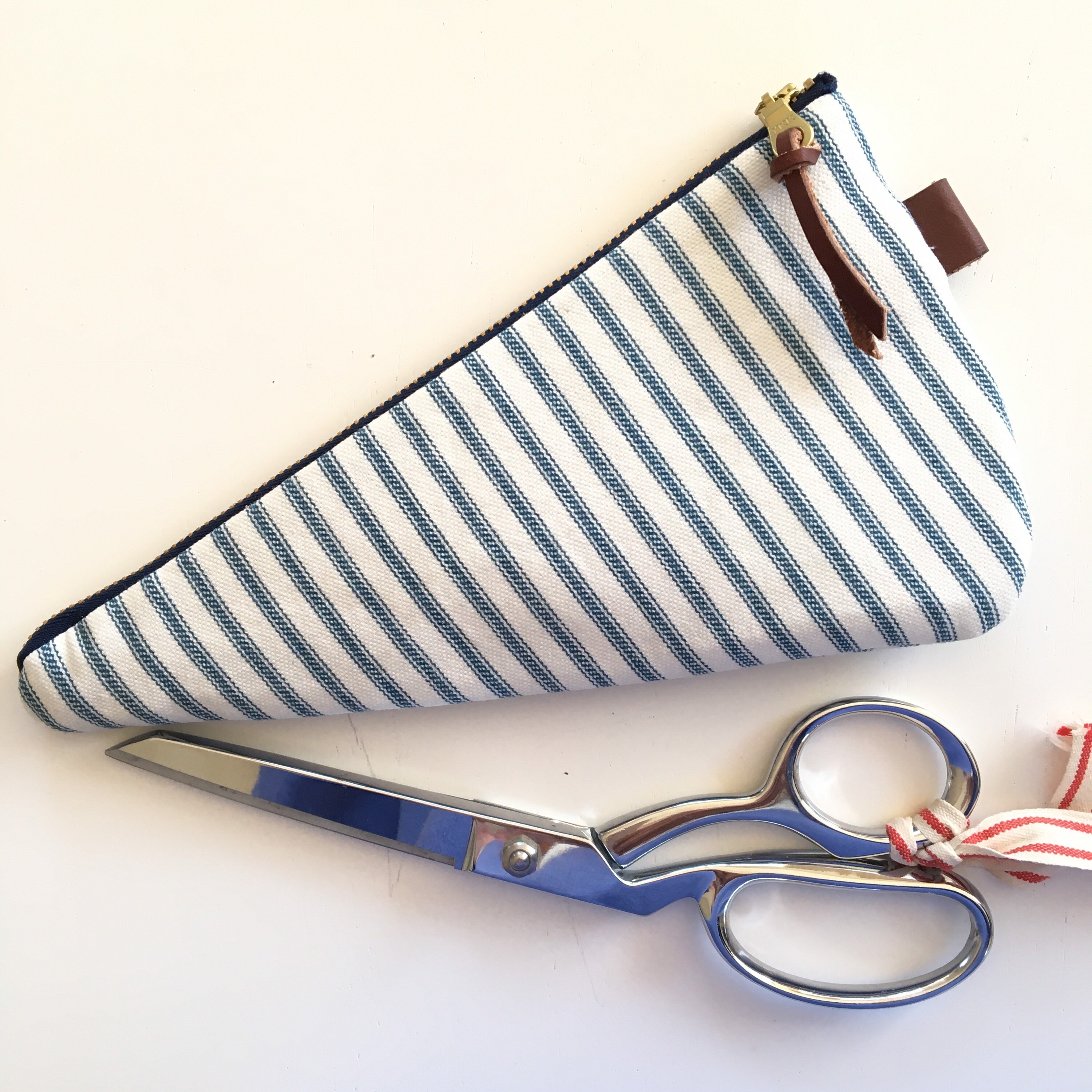 Scissors pouch gift for knitter scissors cozy scissors cover | Etsy