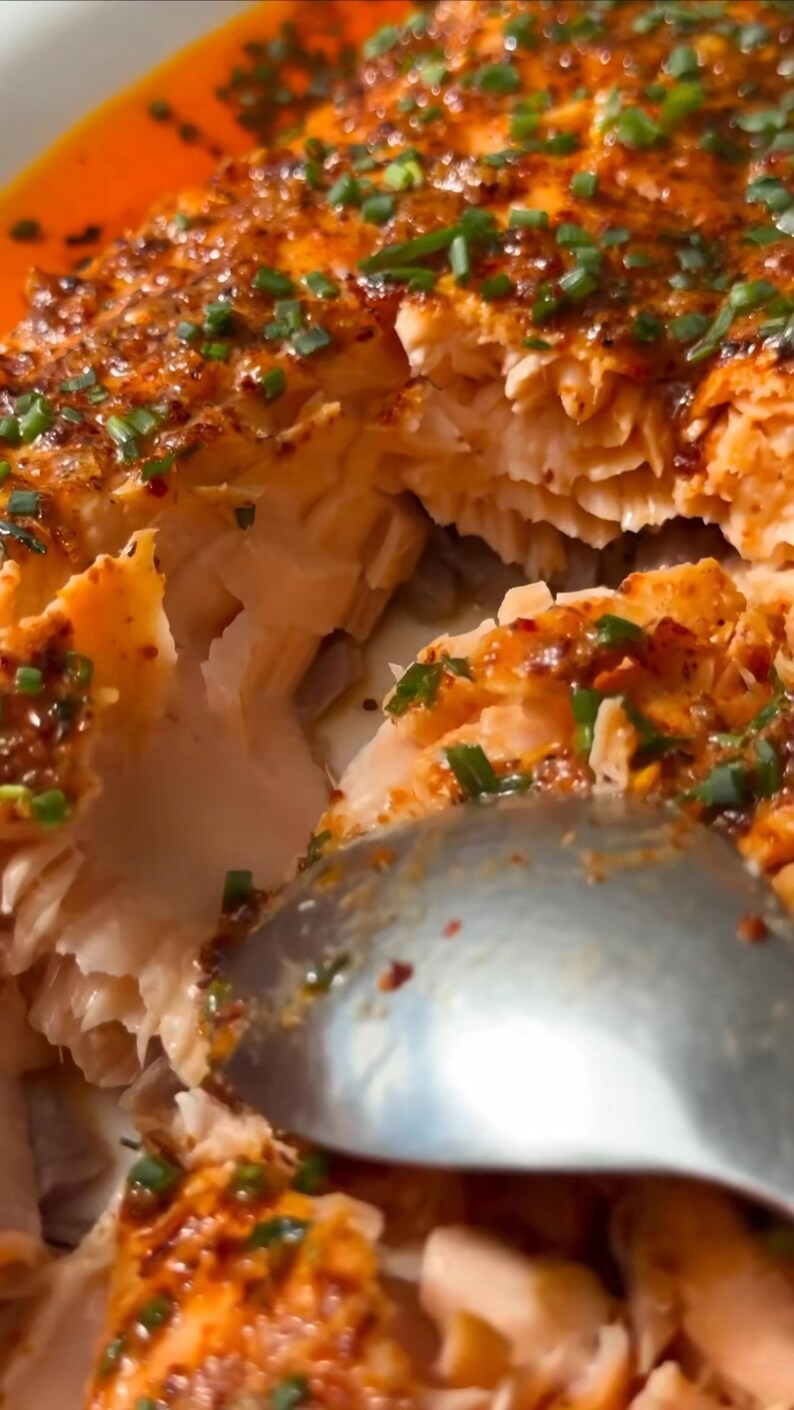 The Best Spicy Baked Salmon With Honey Piquín Butter Recipe, Hot, Fishy ...