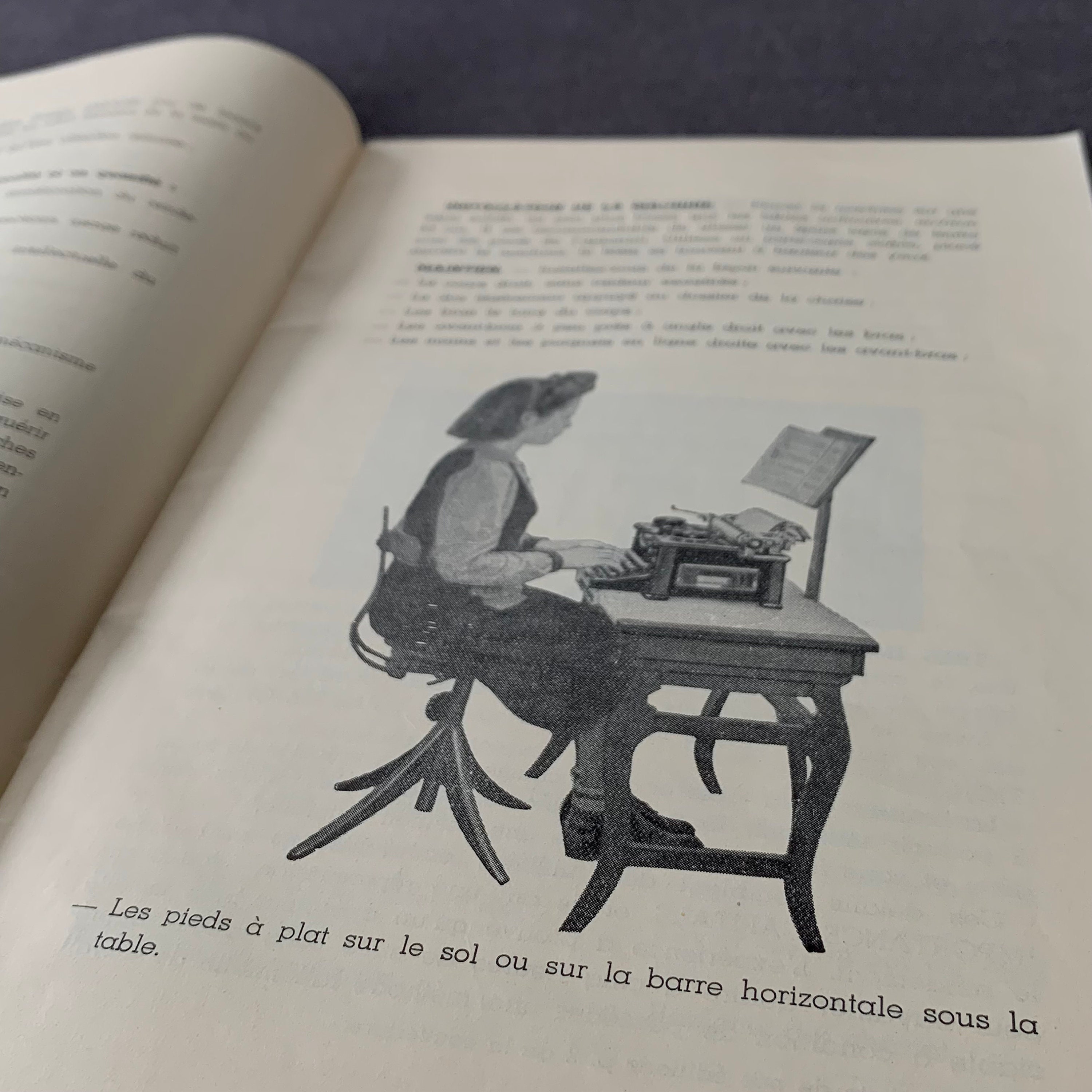 Vintage AZERTY Typing Learning Book. Retro Typewriter - Etsy