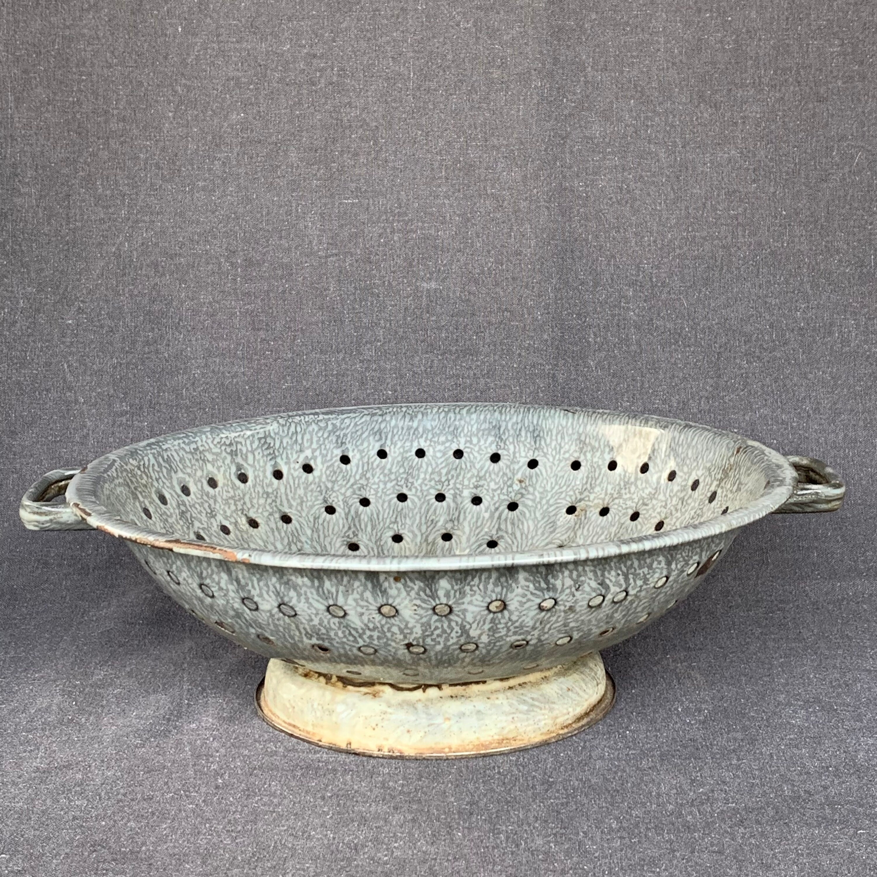 Vintage Gray Enamel Large Colander. Antique French Utensil. Kitchen Retro Shabby Chic Home Decor Cottage Style. Rescued Farmhouse Cuisine Etsy UK