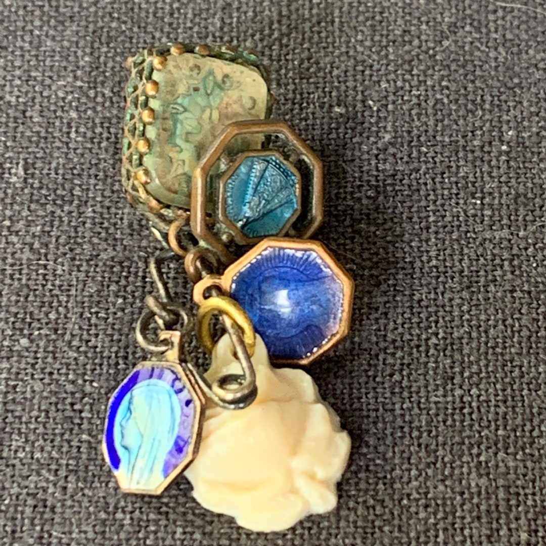 Vintage Religious Medals Instant Collection Praying Charms Memorabilia ...