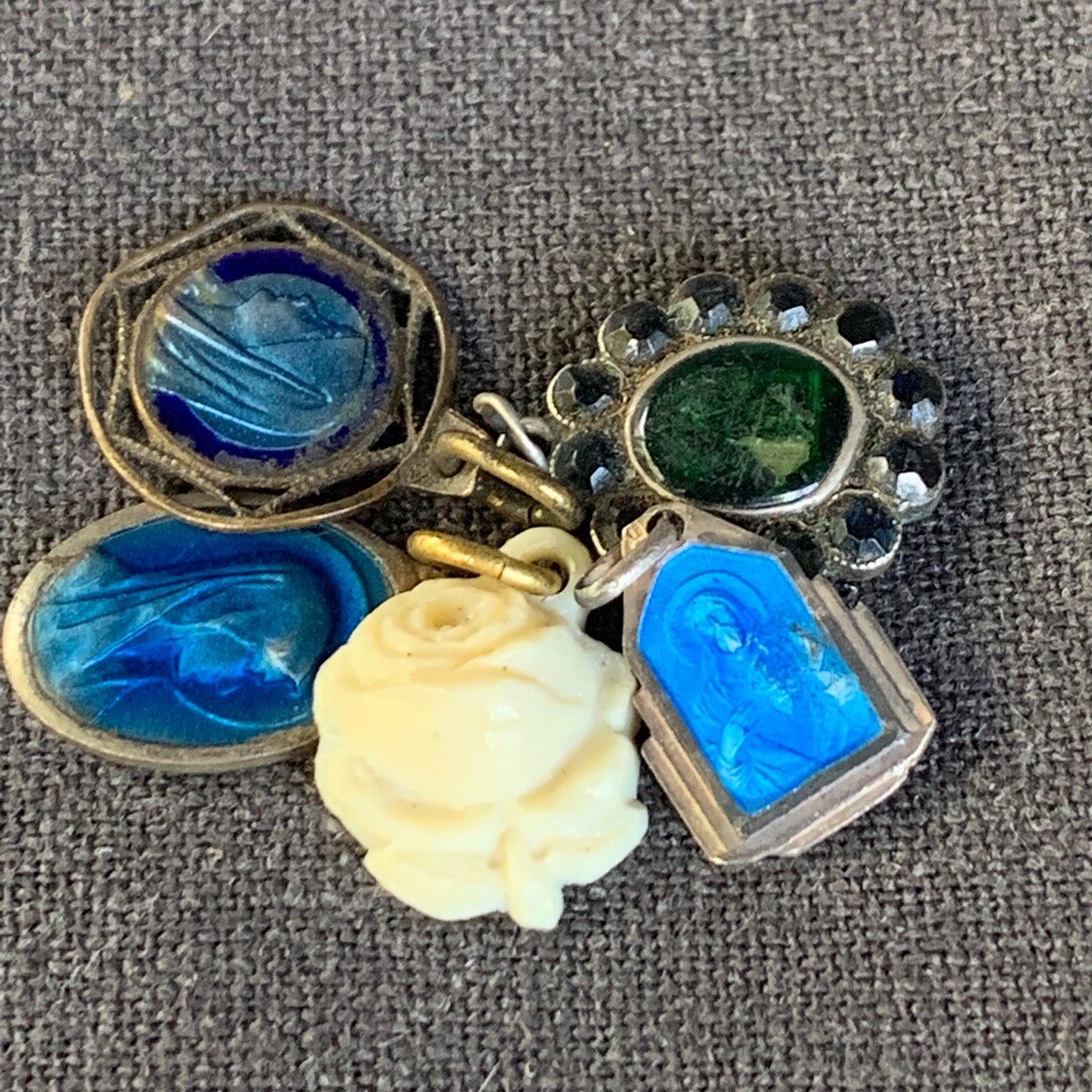 Vintage Religious Medals Instant Collection Praying Charms Memorabilia ...