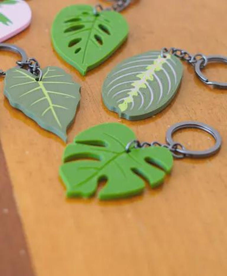 Monstera Leaf Keychain – 3D Printed Plant Keyring | Tropical Charm Gift ...