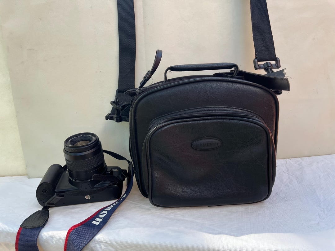 Padded Ambico Deluxe Camera Bag Black W/blue Accent Film or Digital ...