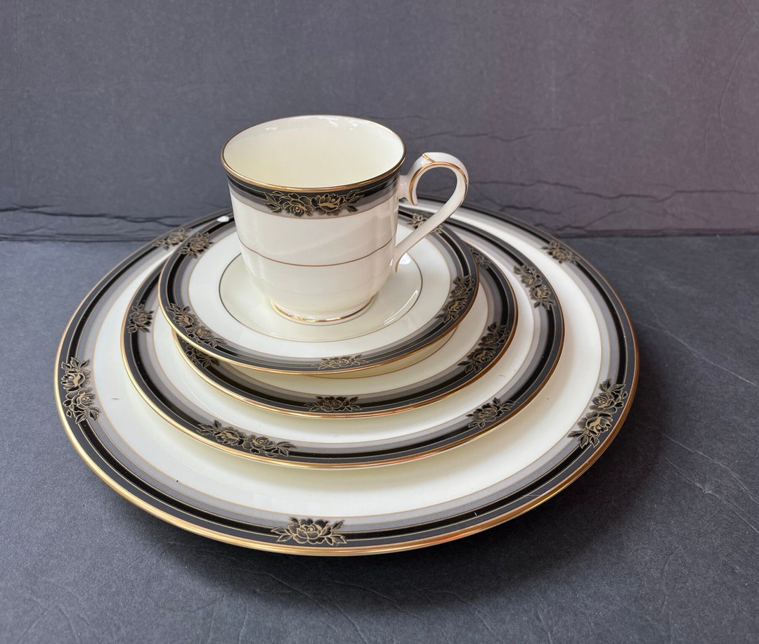Noritake SPELL BINDER Plates-5 Pc Set - Place Setting-vintage -black ...