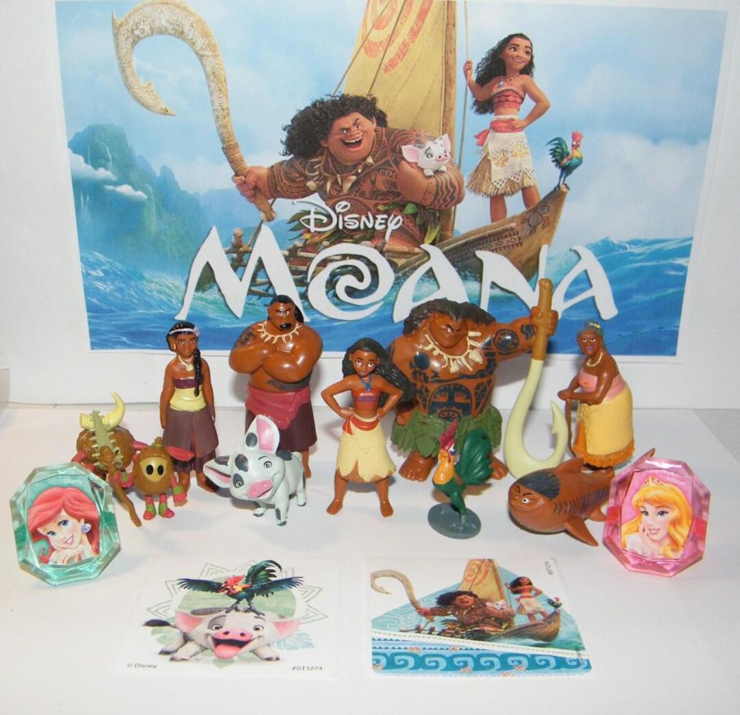 Moana Movie Deluxe Figure Set With 10 Fun Figures, 2 Princessrings and ...