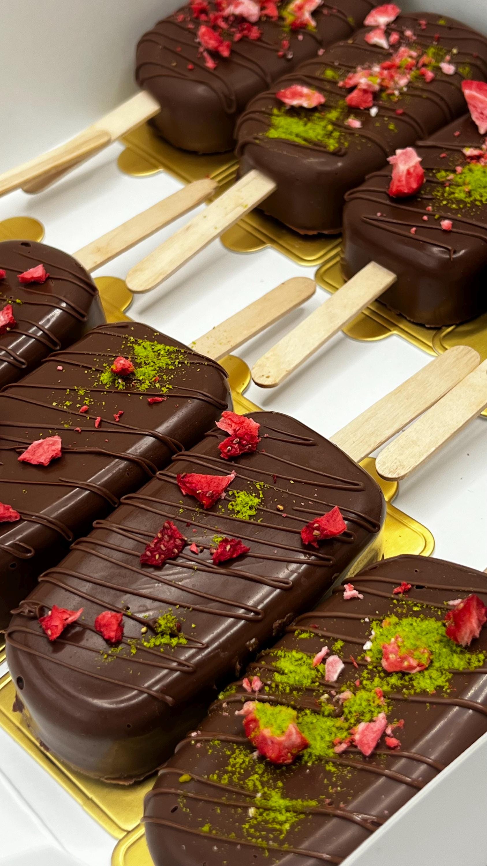 Luxury Dubai Chocolate Bars | Handcrafted | - Etsy
